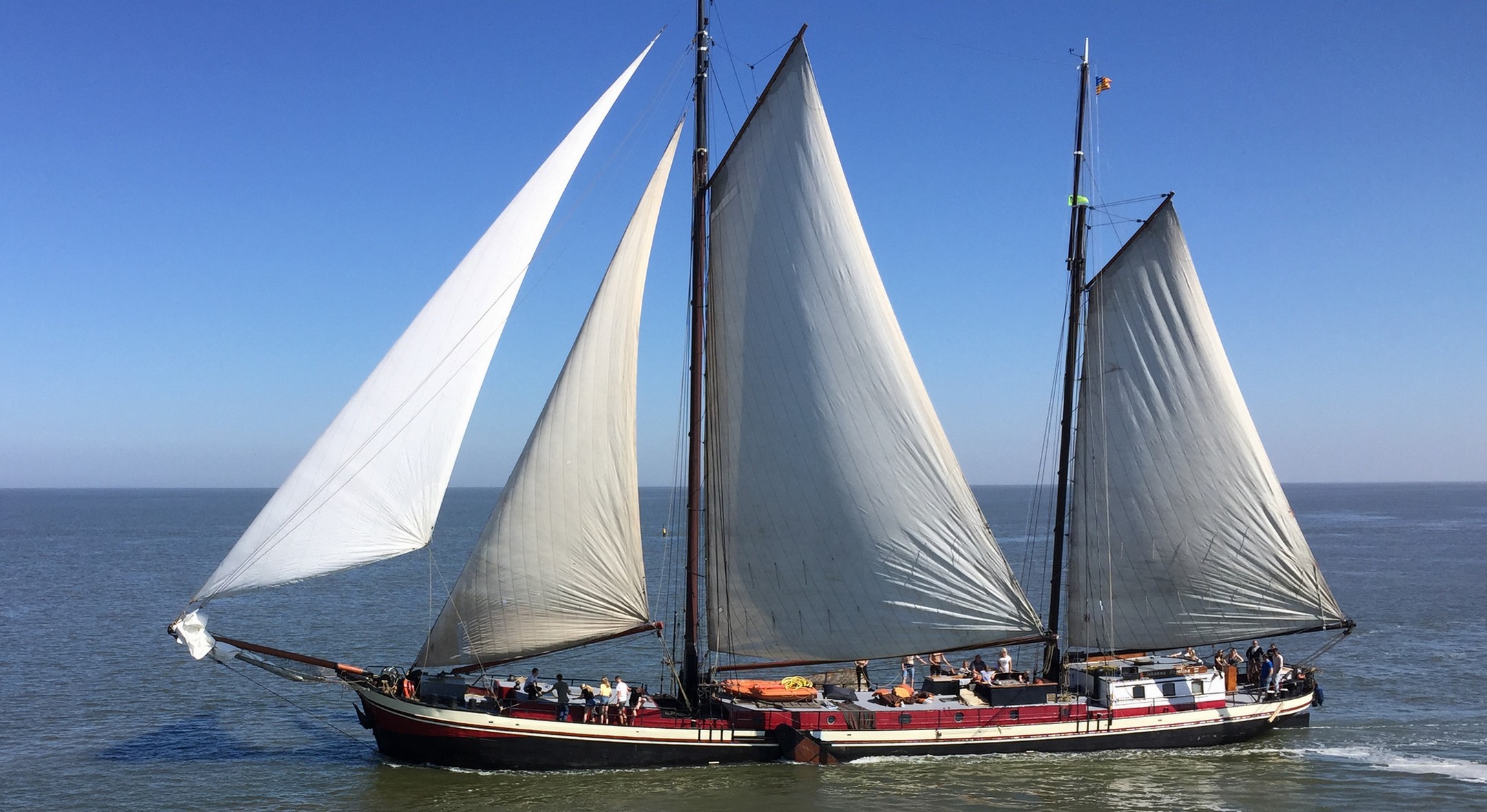 Segelschiff Johanna Engelina Mieten | Reederei Vooruit